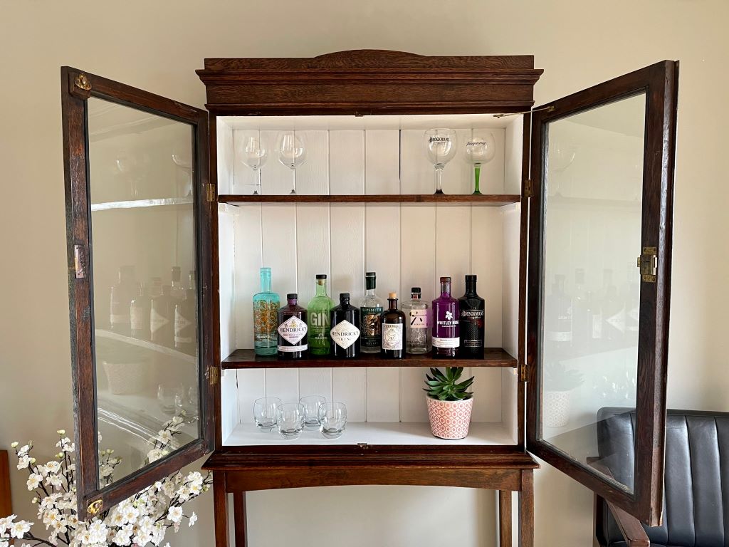 Original Antique Gin Cabinet in Oak with Lock – Antique, Vintage and ...