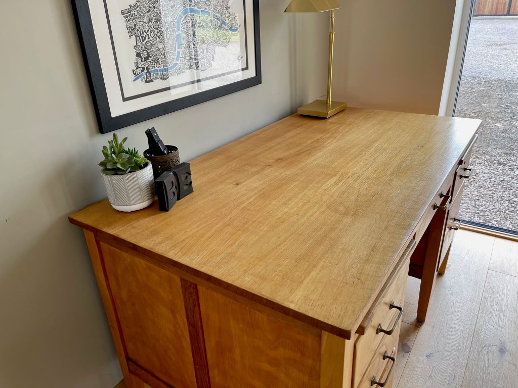 Quality Mid Century Teacher’s Desk in Oak and Beech – Antique, Vintage and Retro Furniture