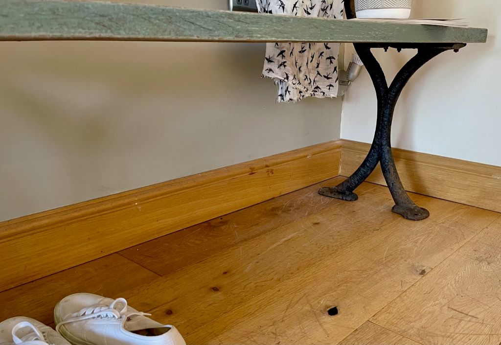 Victorian Bench on Cast Iron Framework with Distressed Paint – Antique ...