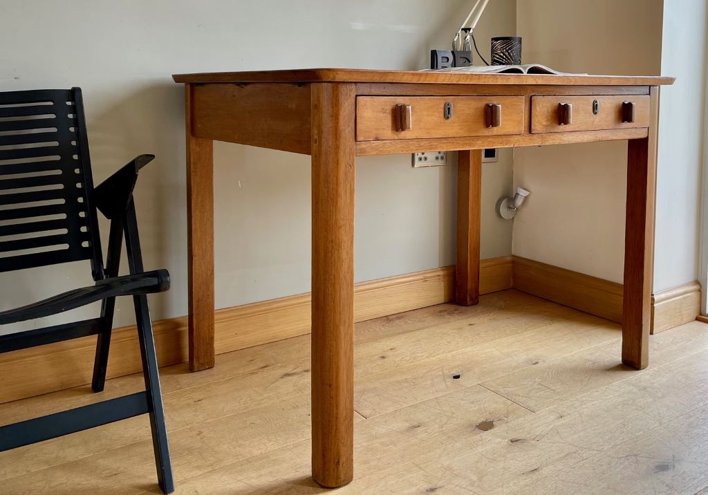 Mid Century Teachers Desk in Beech London City Council – Antique, Vintage and Retro Furniture